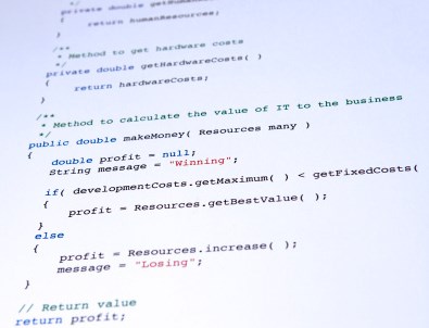ルネサス開発環境 e2studio、CS+その違いを比較 - ZeptoElectronicDesign